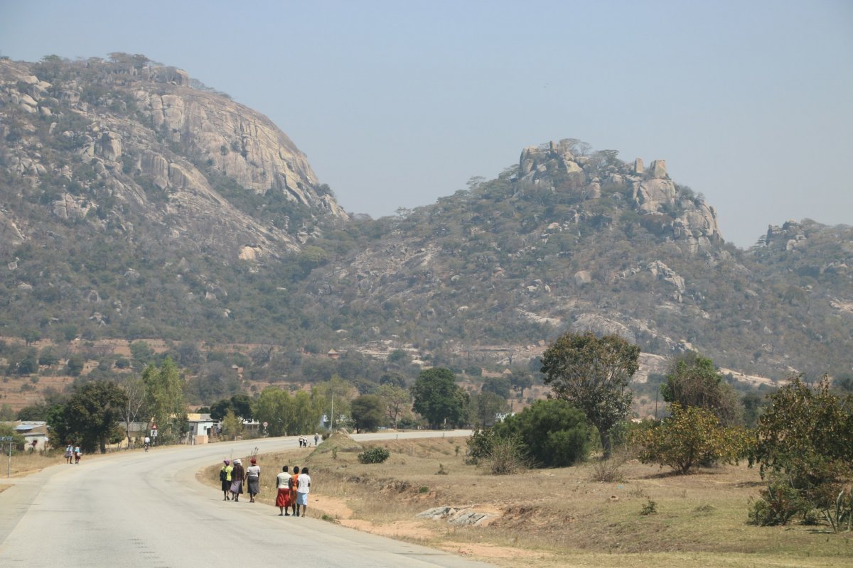 Day 212 – 213: Hot Springs to Great Zimbabwe - Two Monkeys In Zimbabwe