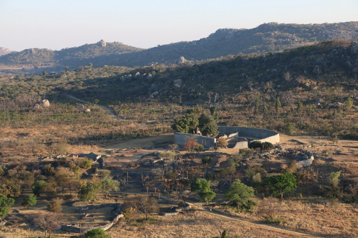 Day 212 – 213: Hot Springs to Great Zimbabwe - Two Monkeys In Zimbabwe
