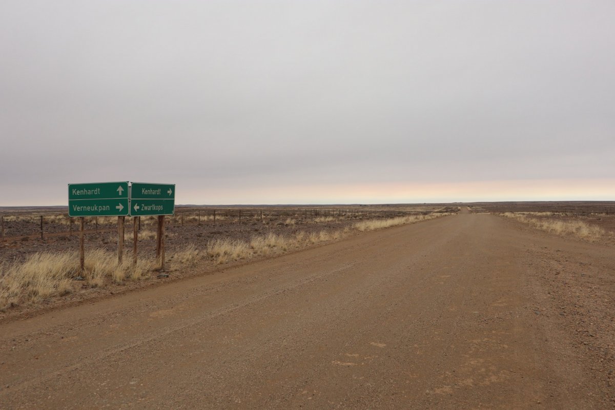 Day 4: Verneukpan to Augrabies - Two Monkeys In Africa